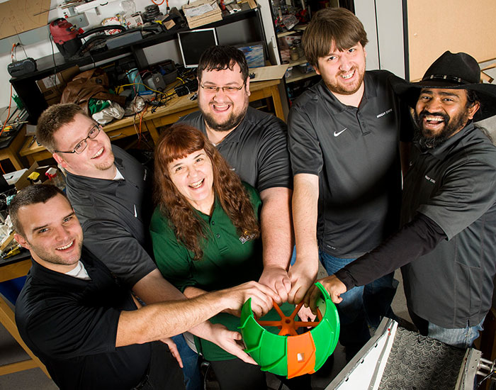 Wright State Newsroom – Wright State engineering students building ...
